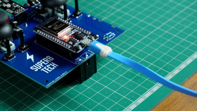 DIY ESP32 RC Remote Control 8 Channel Transmitter 3D Printed